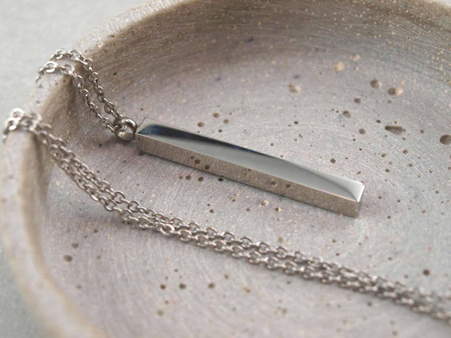 Erinnerungsschmuck und Trauerschmuck | Schöniglich